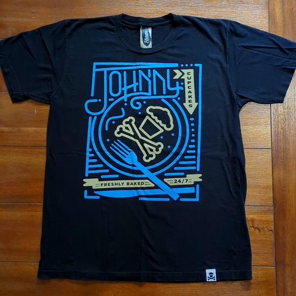 Johnny Cupcakes | Shirts | Johnny Cupcakes Tshirt | Poshmark